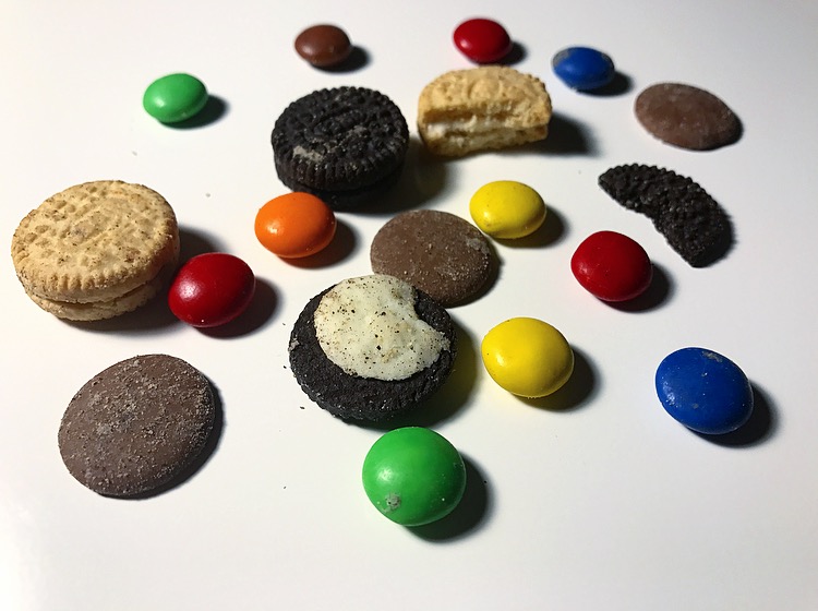 REVIEW: Milka Oreo Choco Mix - Junk Banter