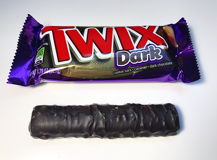 REVIEW: Twix Dark - Junk Banter