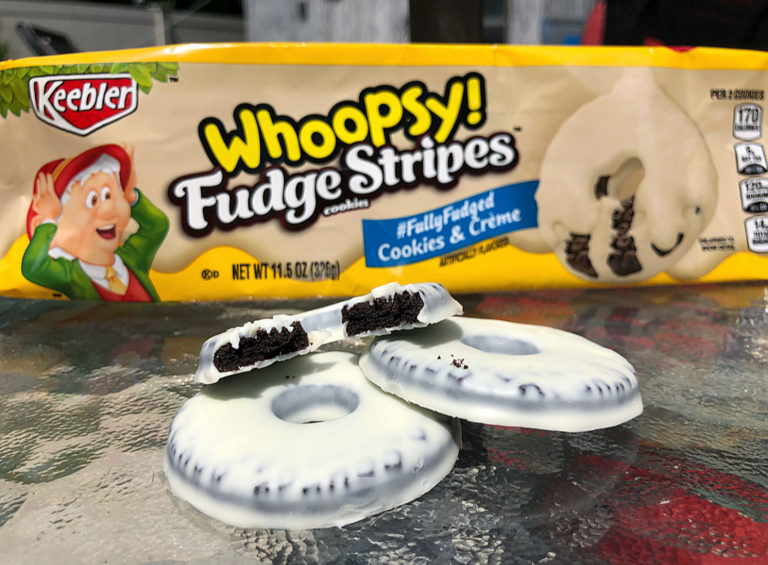 REVIEW: Keebler Whoopsy! Fudge Stripes Cookies & Creme - Junk Banter